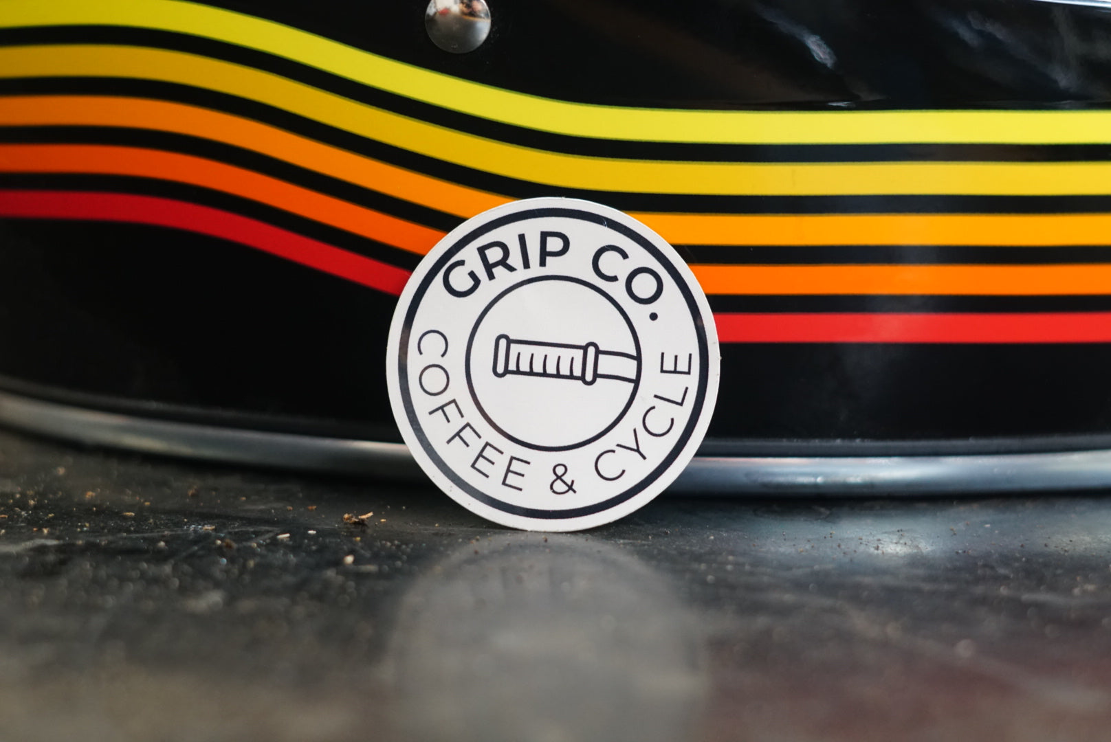 Sticker - Ivory Circle – Grip Coffee & Cycle